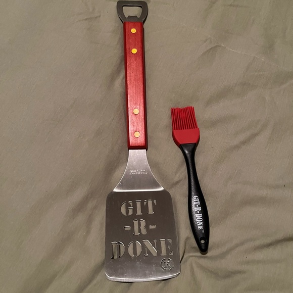 Kitchen | Git R Done Bbq Spatula And Brush Set | Poshmark